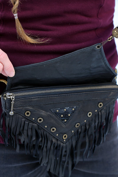 Asli Tassel Bag - Black – The Phoenix Rose